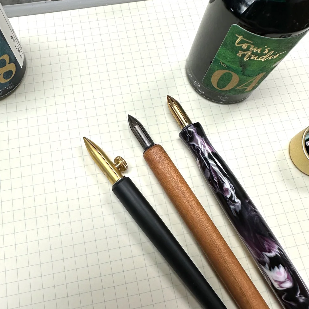 Dip Pen Comparison: Kakimori Metal Nibs vs. Tom's Studio One-Dip Nibs — The Gentleman Stationer
