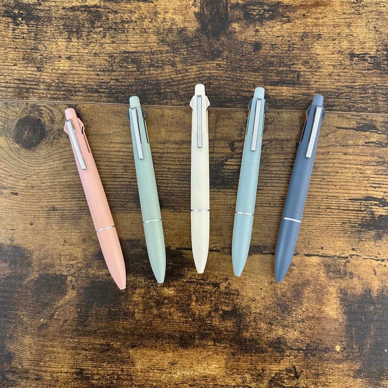 Uni Jetstream 4+1 Lite Touch Multi Pen (.5mm) — The Gentleman Stationer