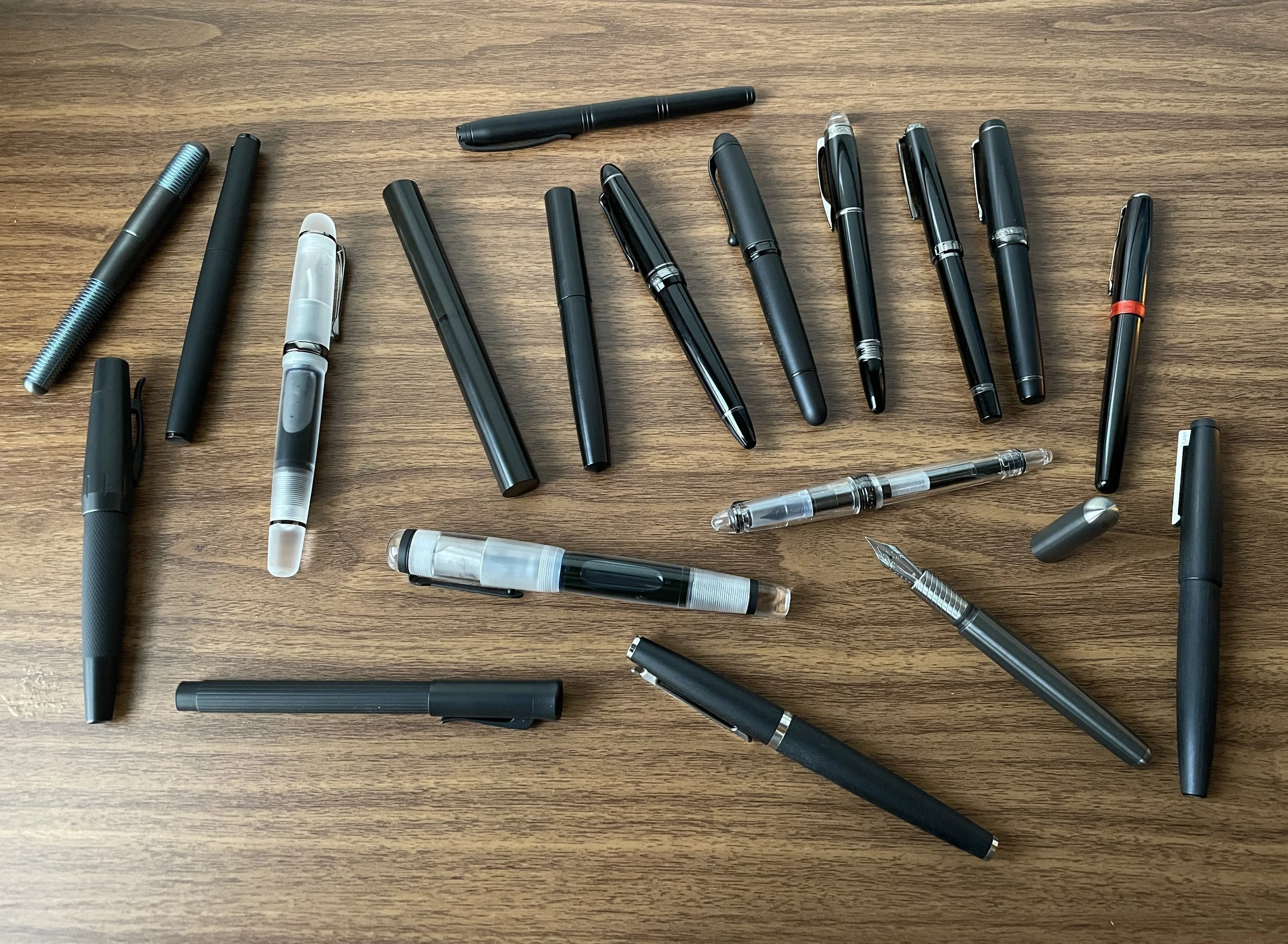 The Allure of the Stealth Pen: What Makes the All-Black Pen So Popular ...