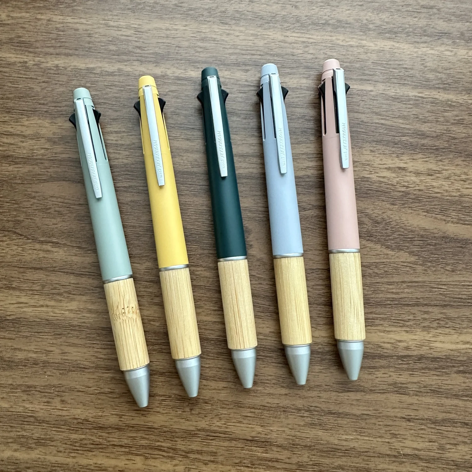 Pen Review: Uni Jetstream 4&1 Multi Pen — The Gentleman Stationer