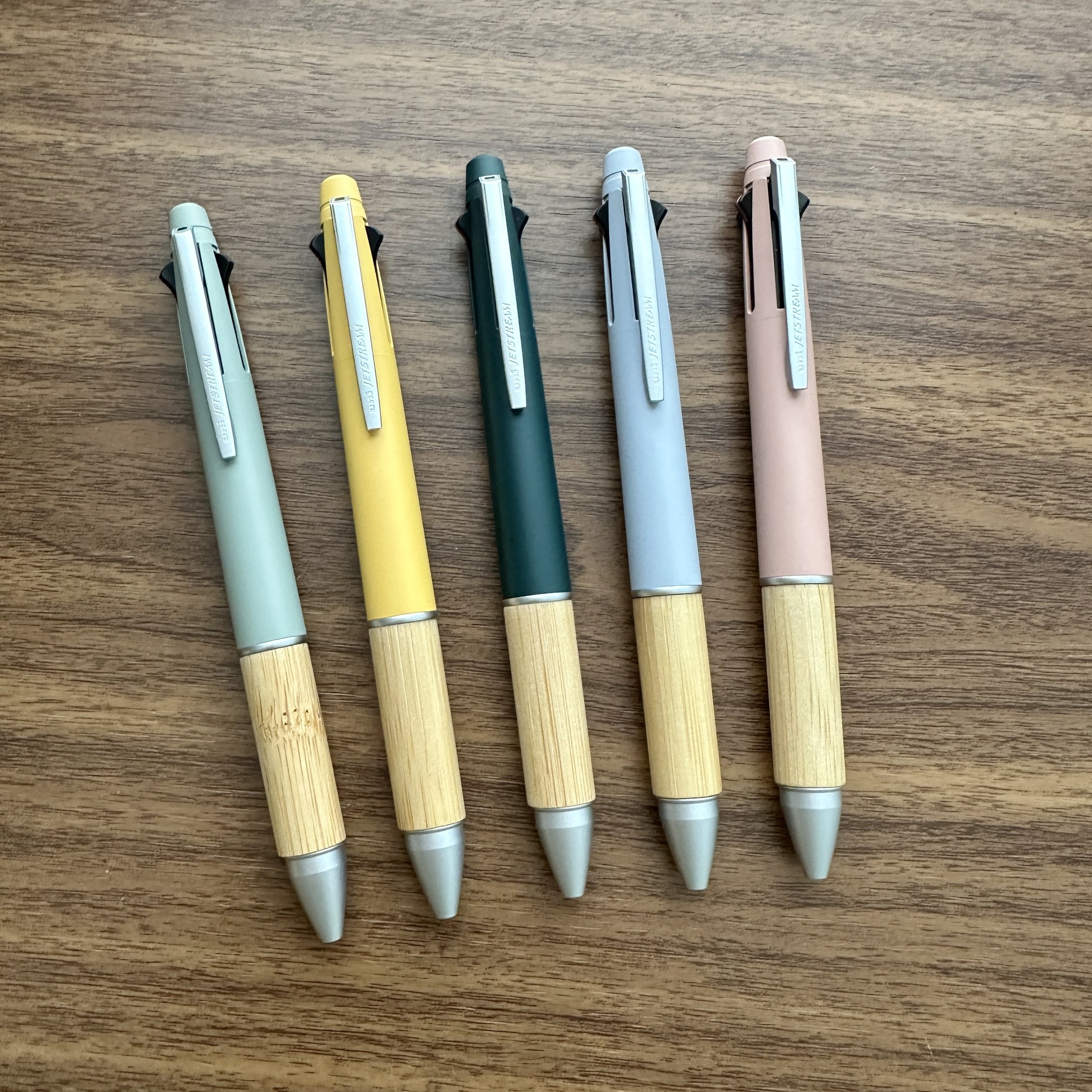 Pen Review: Uni Jetstream 4&1 Multi Pen — The Gentleman Stationer