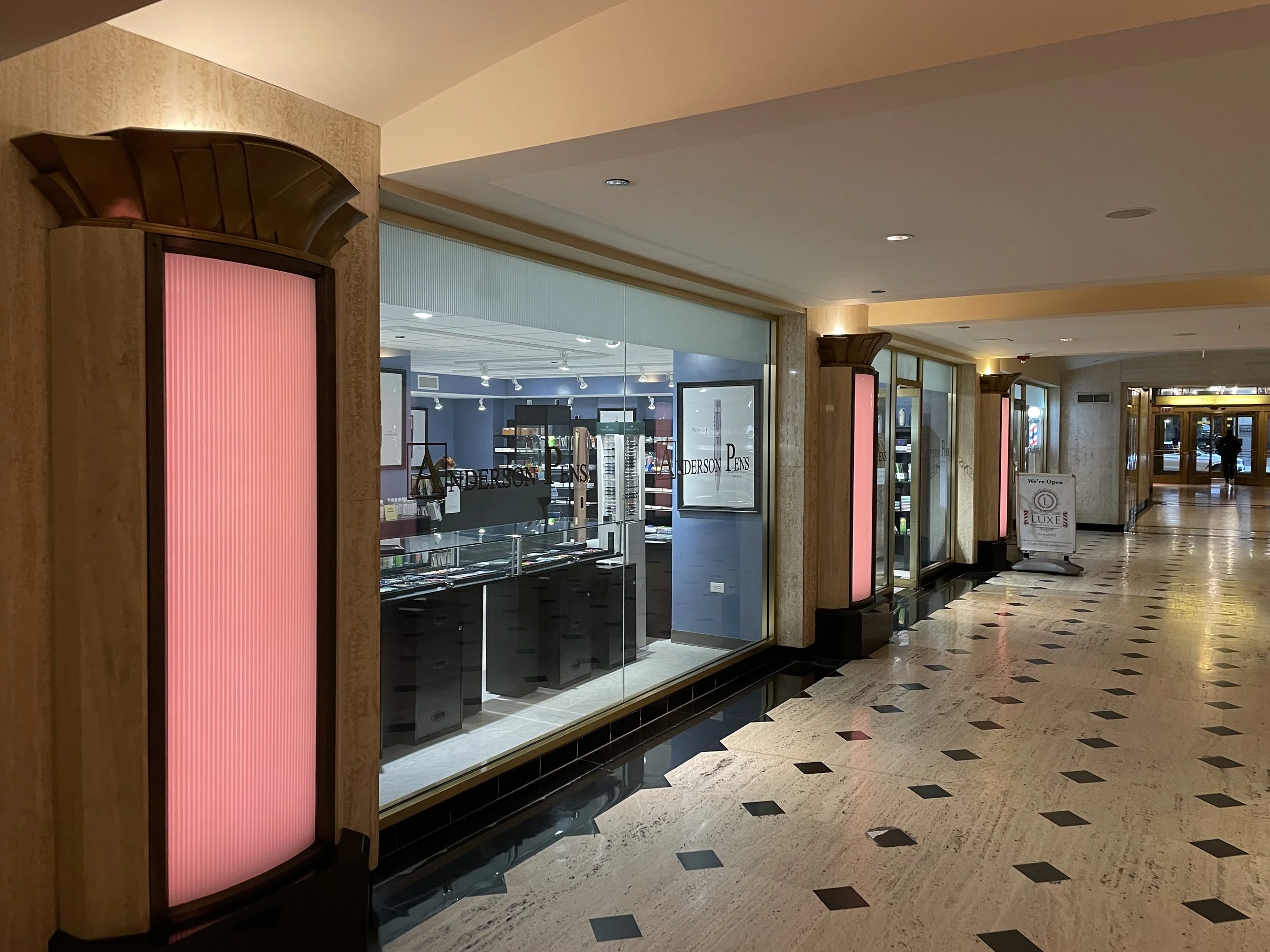 Great Pen Stores: A Quick Trip to Anderson Pens Chicago and Atlas ...