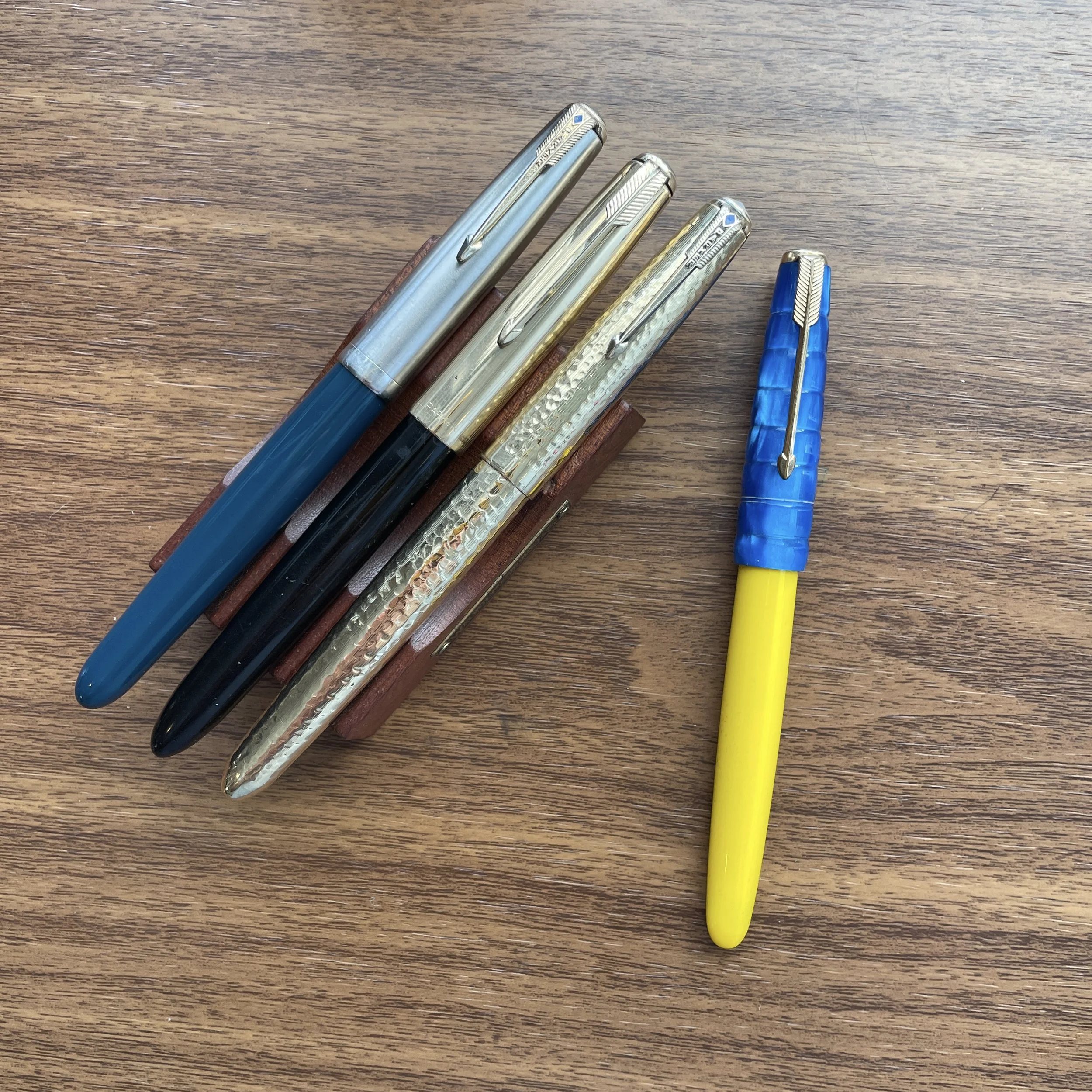 Pen Show Adventures: Dipping Back into Vintage, or Pursuing Vintage ...