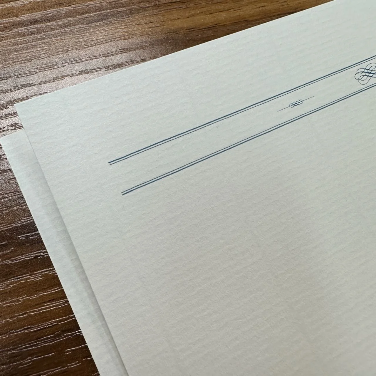 Kakimori Conqueror Laid Letter Writing Paper — The Gentleman Stationer