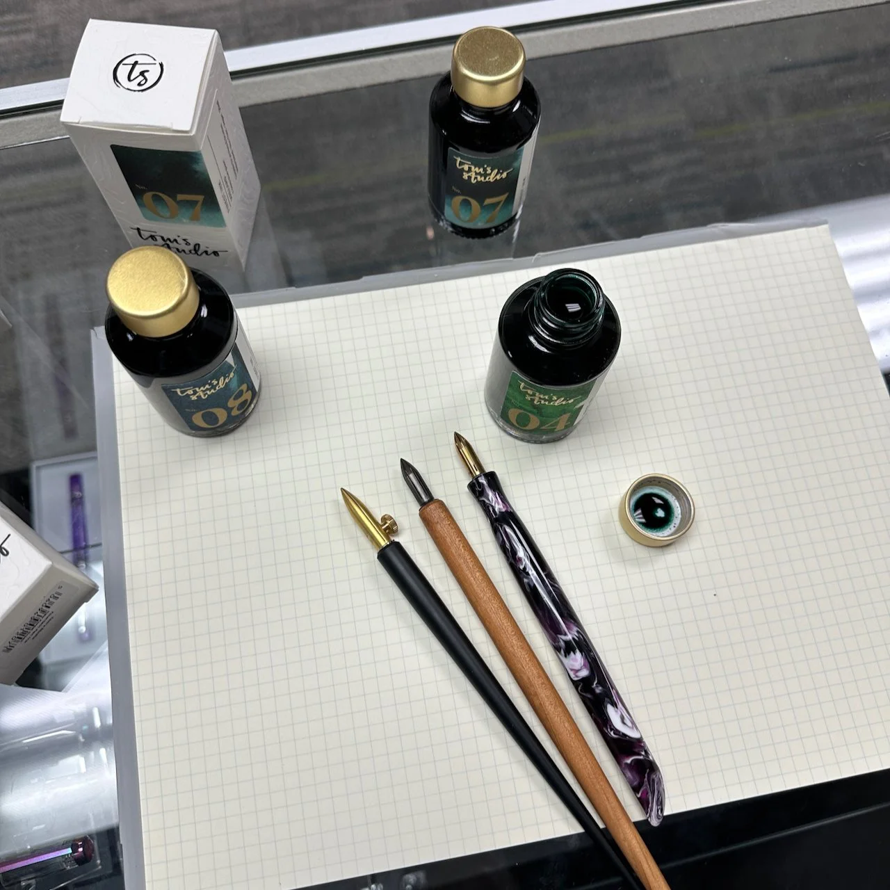 Dip Pen Comparison: Kakimori Metal Nibs vs. Tom's Studio One-Dip Nibs ...