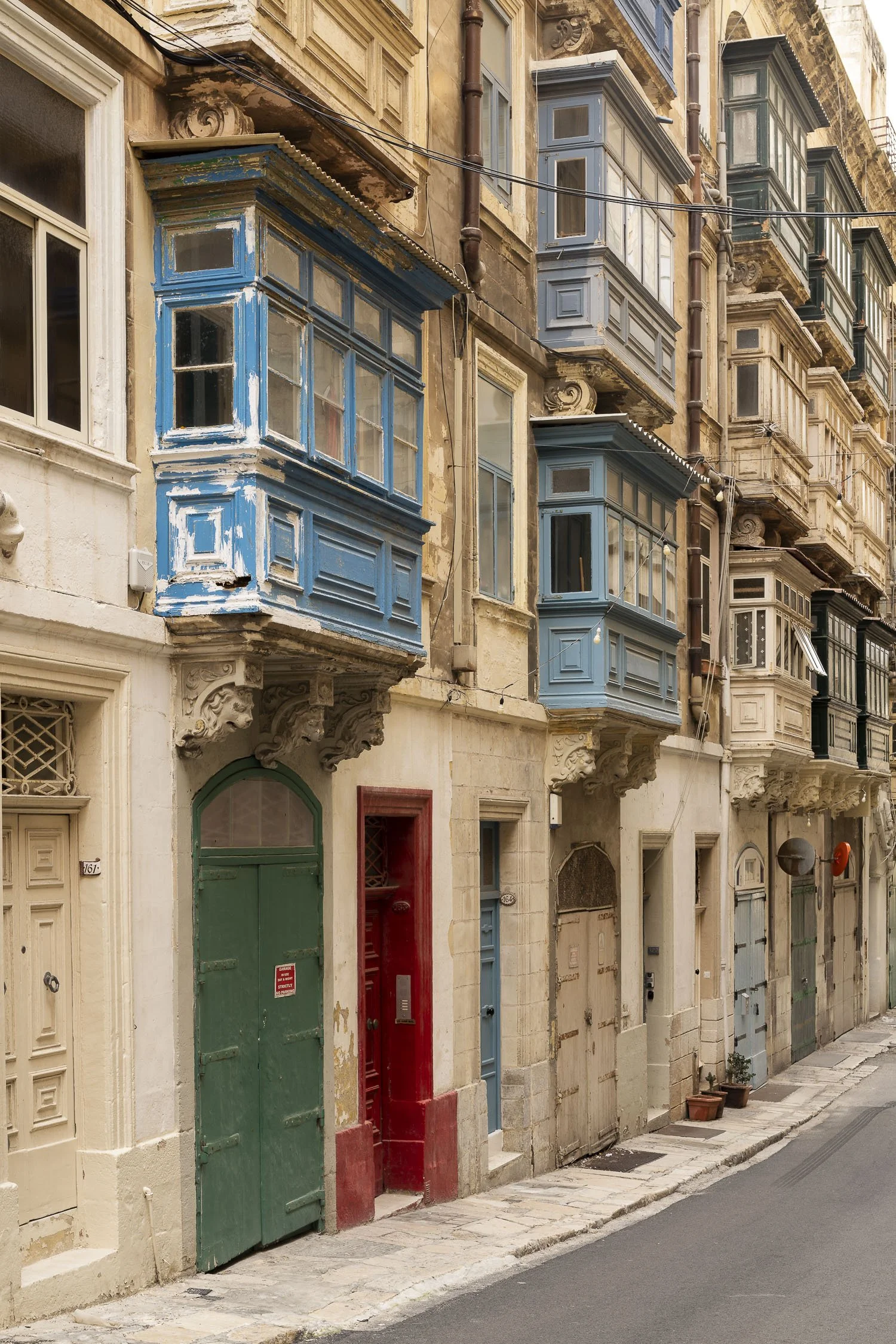 Malta's Architectural Warmth by Thibaud Poirier — Thibaud Poirier