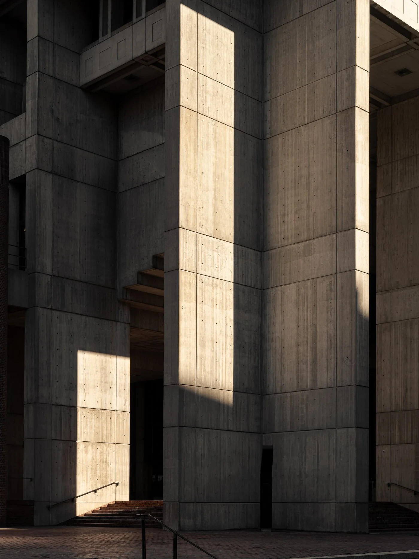 Boston City Hall by Kallmann McKinnell & Wood architecture photography ...