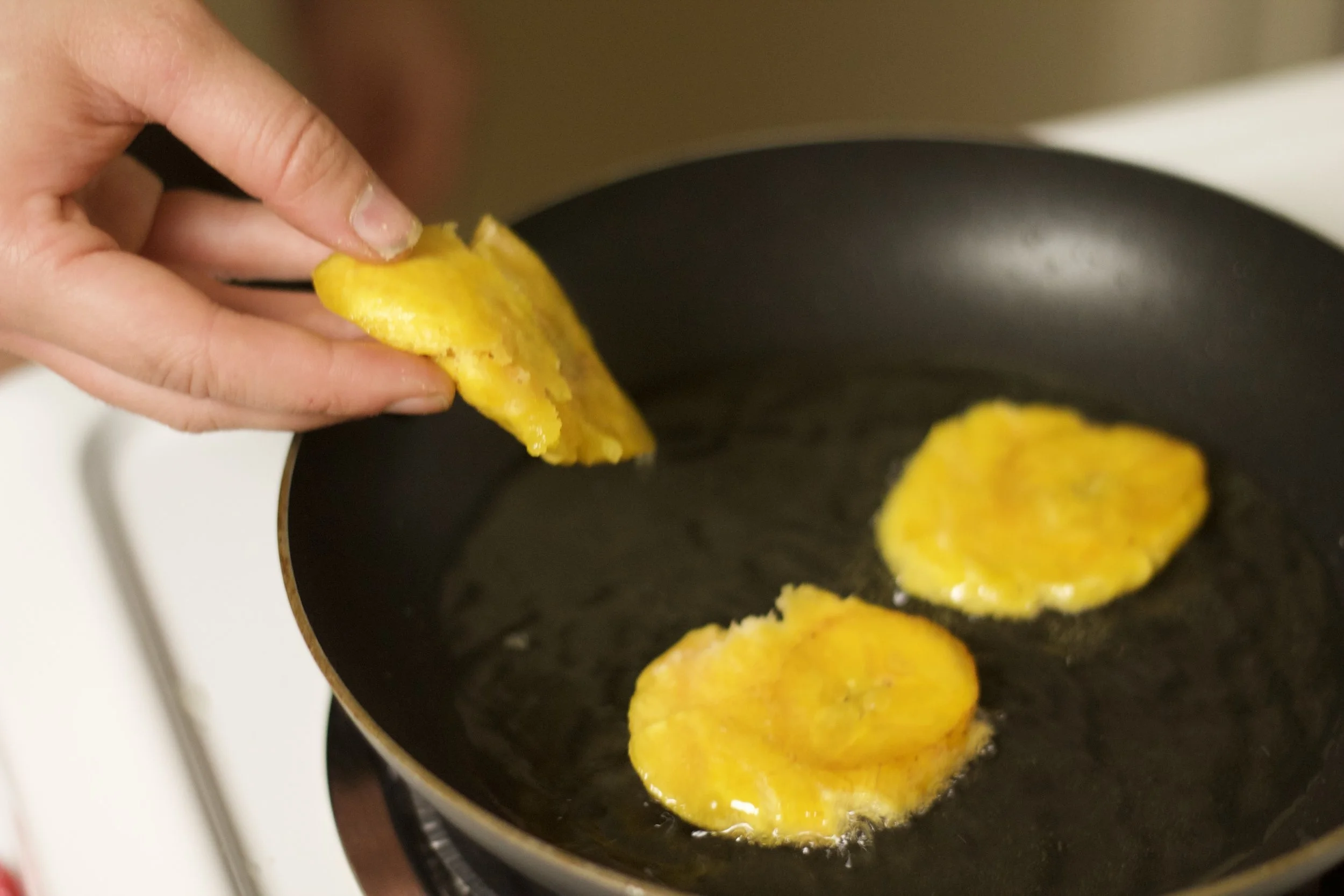 How to Make Patacones (Panamanian-style plantains recipe) — Few for Change