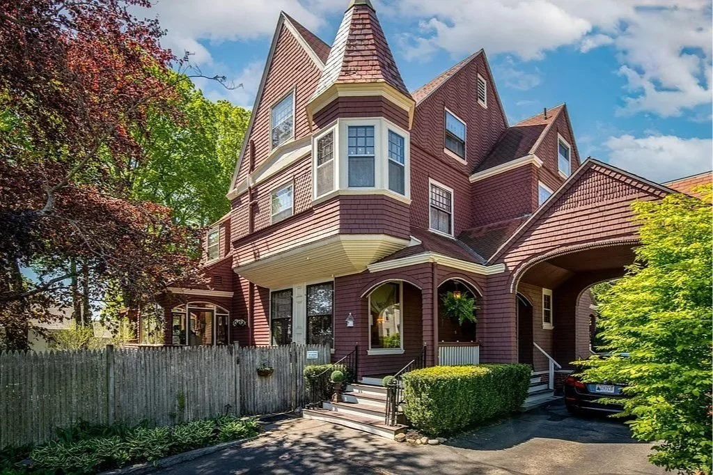 Poyen House | Amesbury Carriage Museum