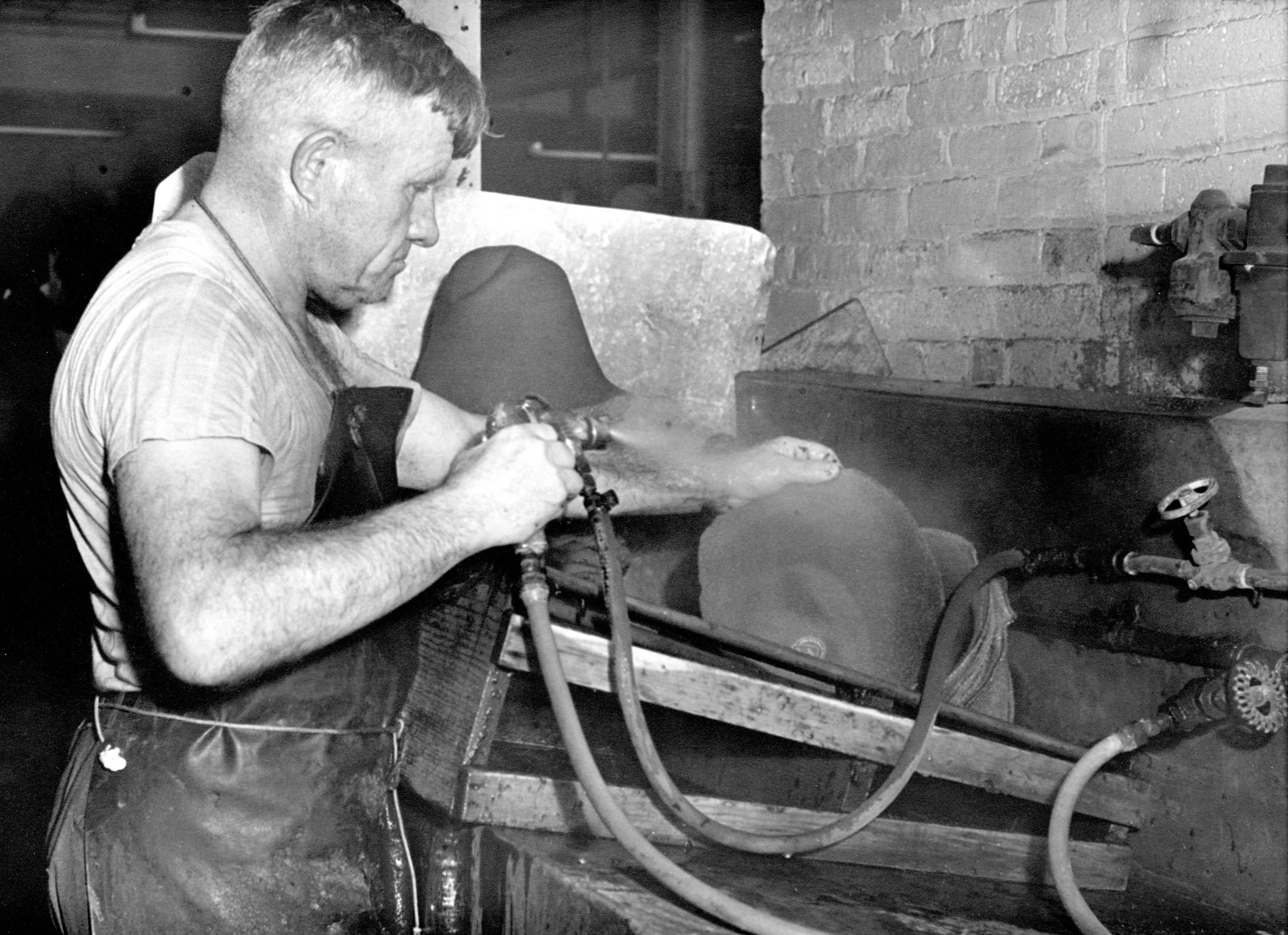 Merrimac Hat Company photographs | Amesbury Carriage Museum