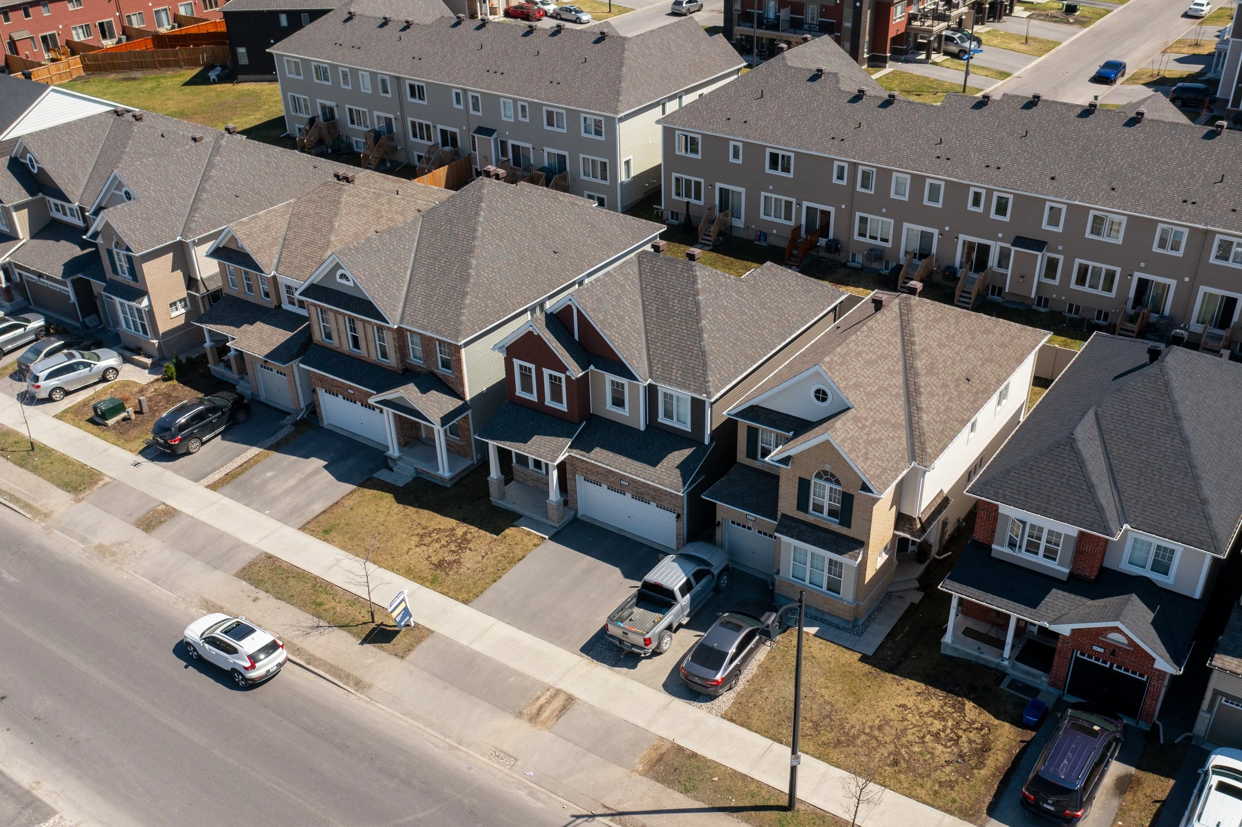 Ottawa Real Estate Market Holds Steady Amidst Interest Rate ...