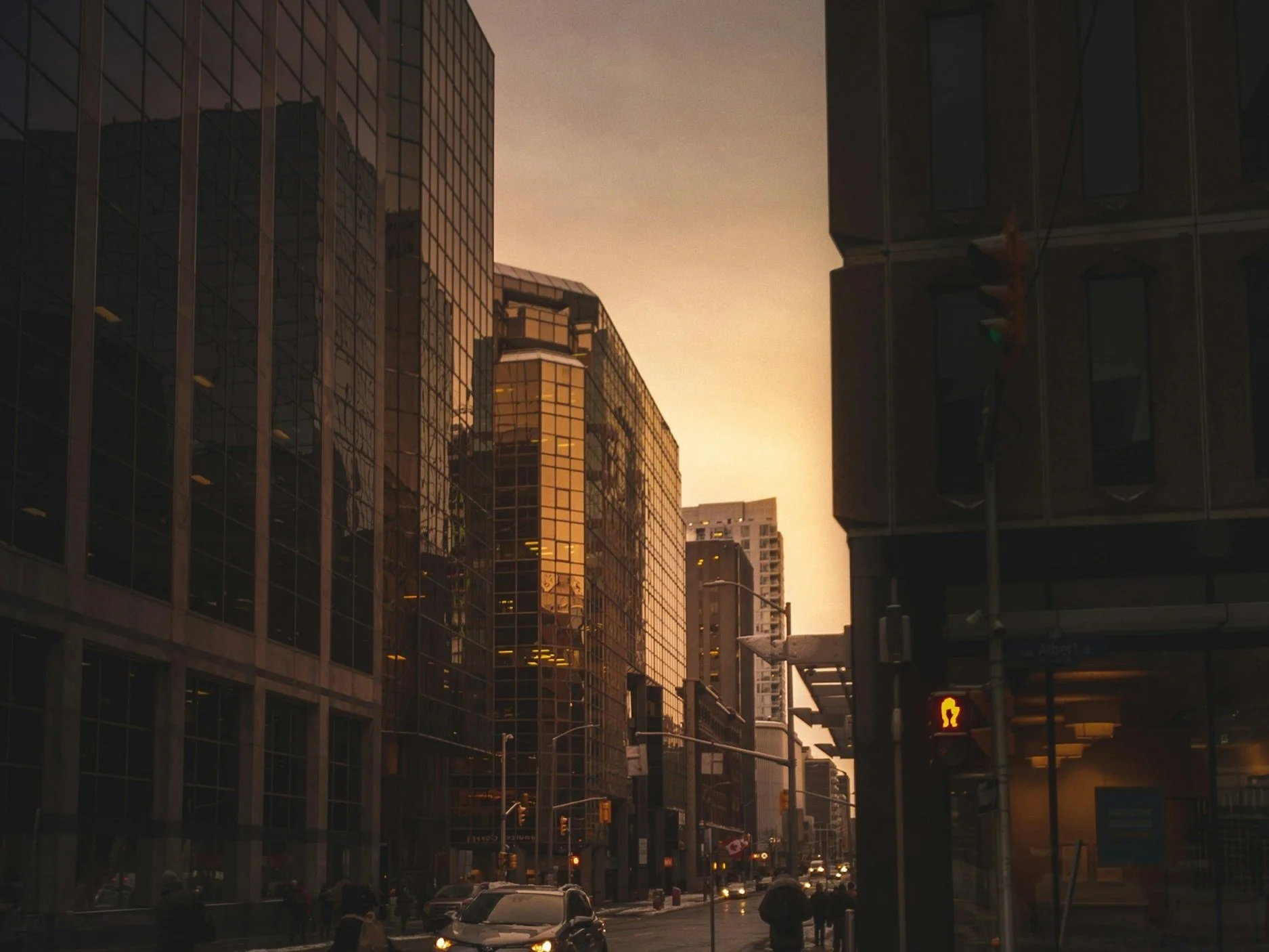 Why More Ottawa Homeowners Are Choosing Condos in 2025 — Matt Richling ...