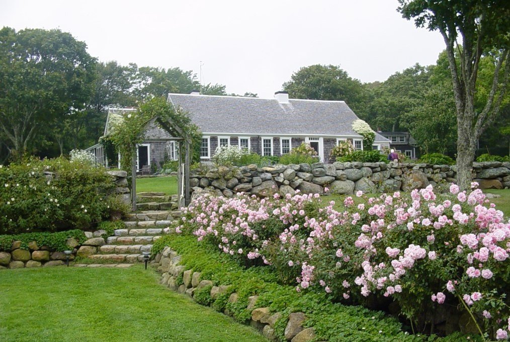 Martha's Vineyard Farmhouse — Zeterre Landscape Architecture