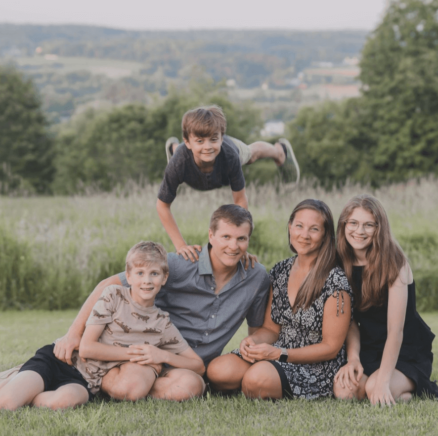 American Female Voiceover Artist - Authentic, Trusted Talent