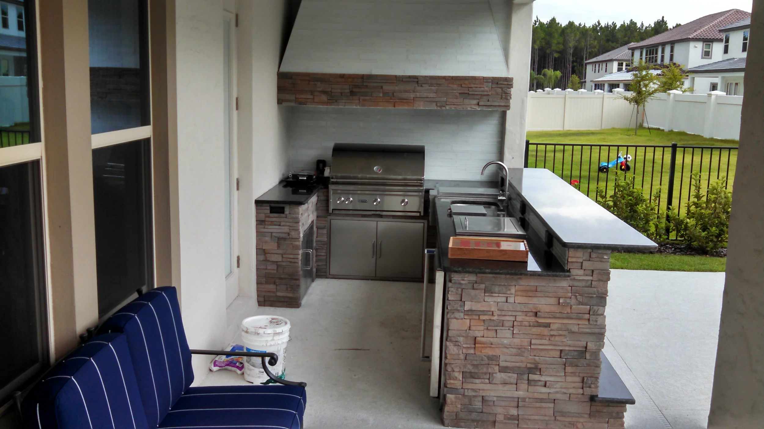 Outdoor Kitchens Gallery | Premier Outdoor Living & Design