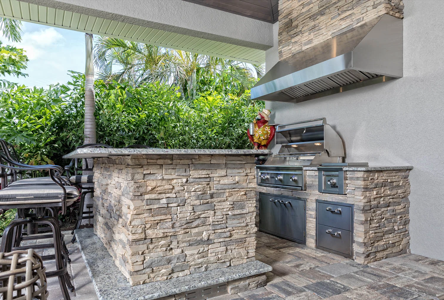 Outdoor Kitchens Gallery | Premier Outdoor Living & Design