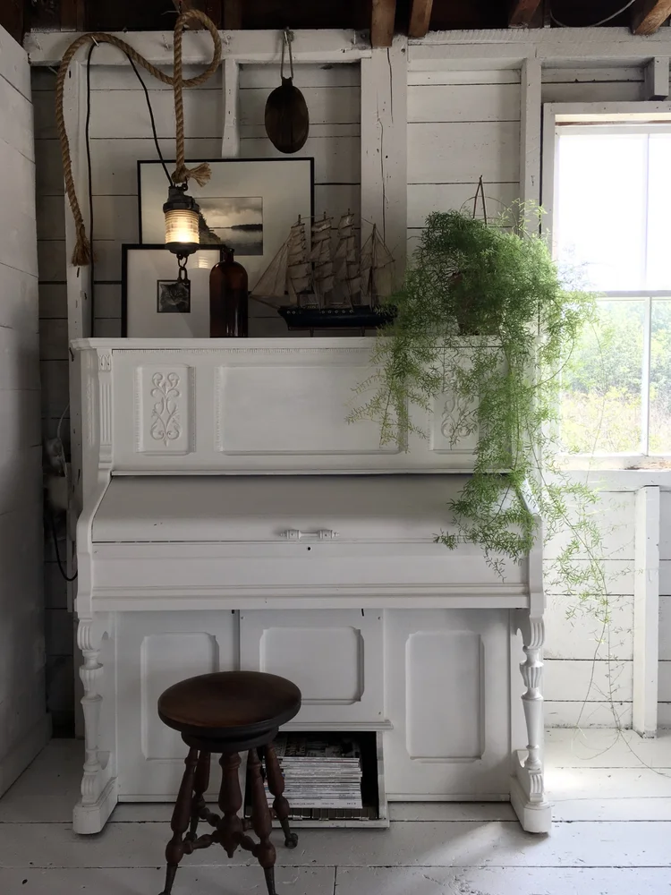 East Coast Style: Our 19th Century Guest Barn Interior — CAROL REED ...