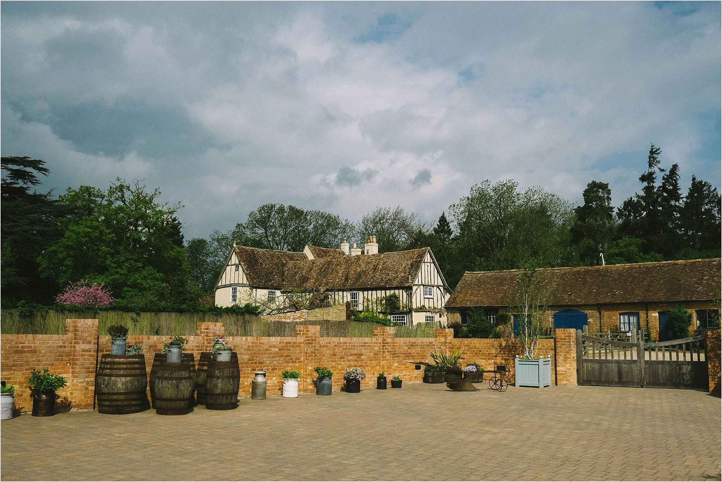 Bassmead Manor Barns wedding photography - David and Diana — Wedding ...