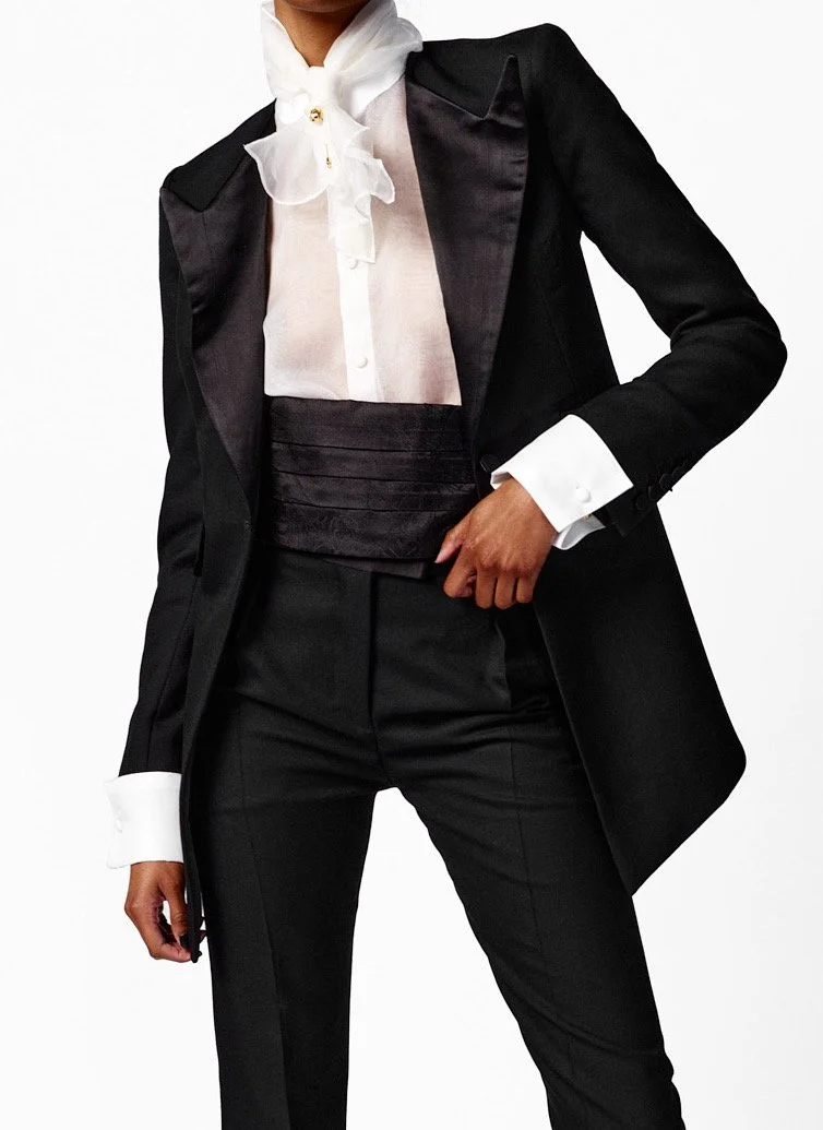 WOMEN'S SUIT — Joshua Kane