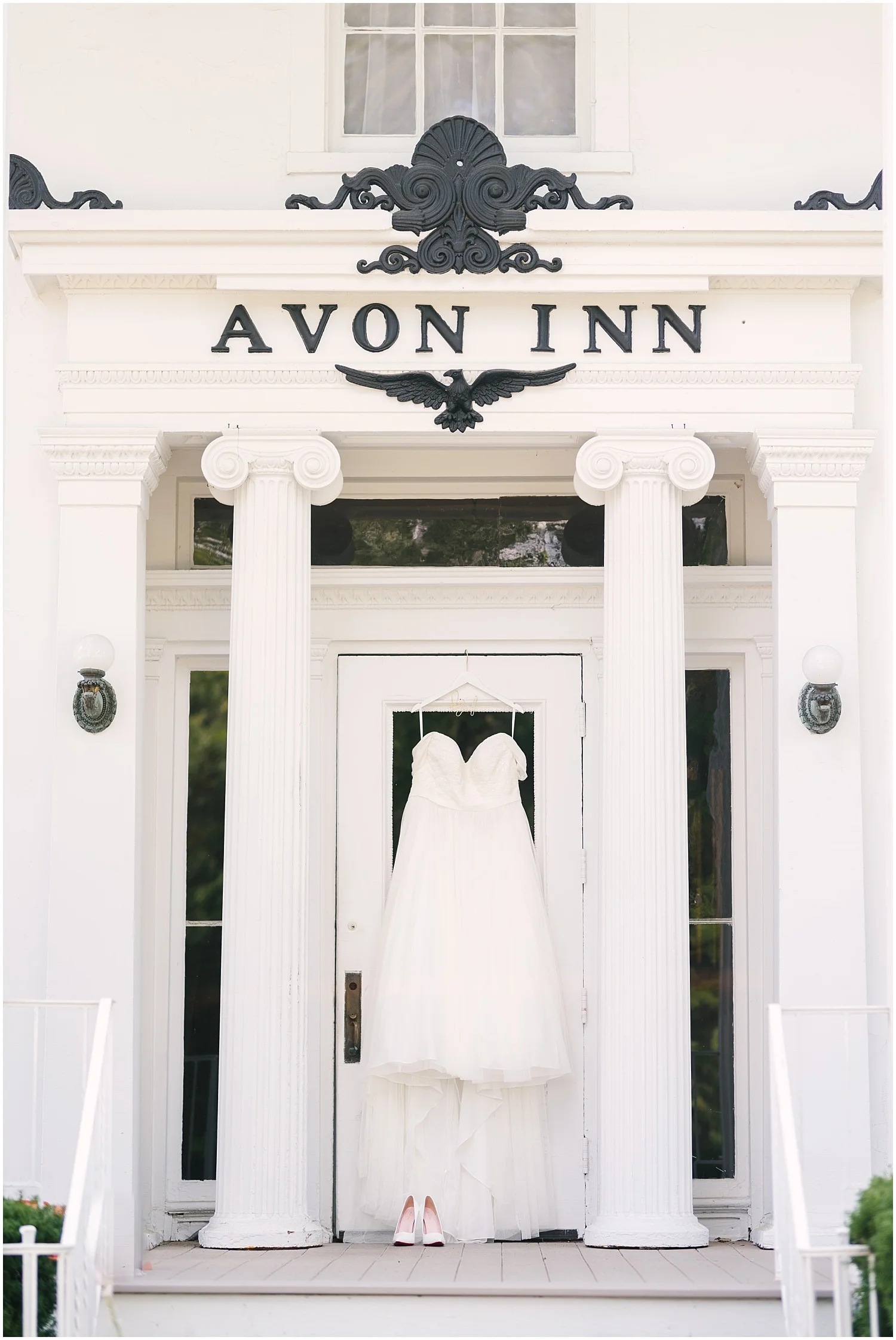 The Avon Inn - Rochester, NY Wedding Photographers - Sarah & Brendan ...
