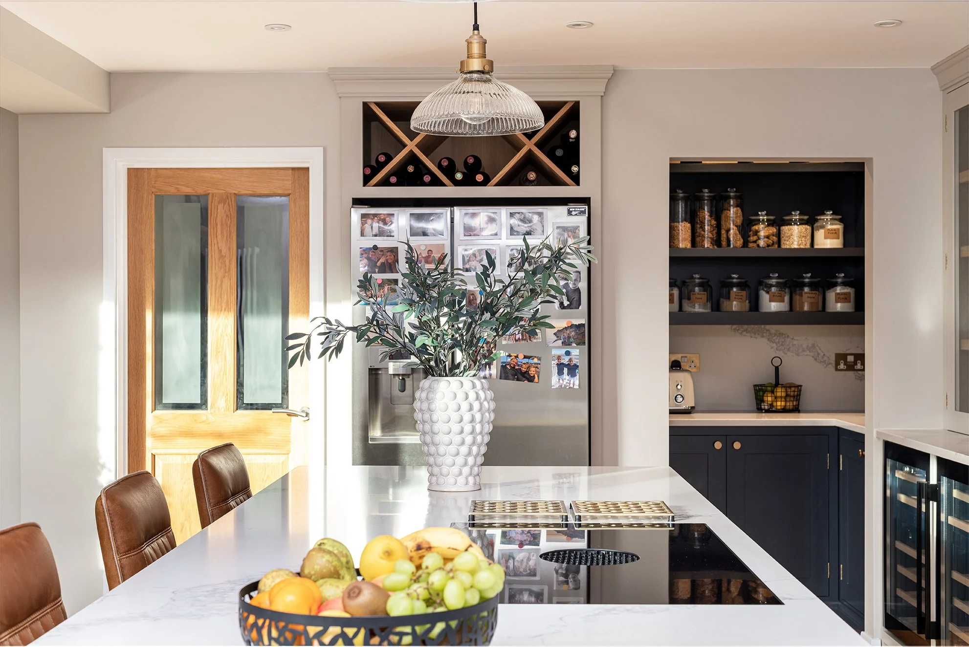 Chipstead Modern Kitchen, Bar, Banquette seat, Pantry & Utility ...