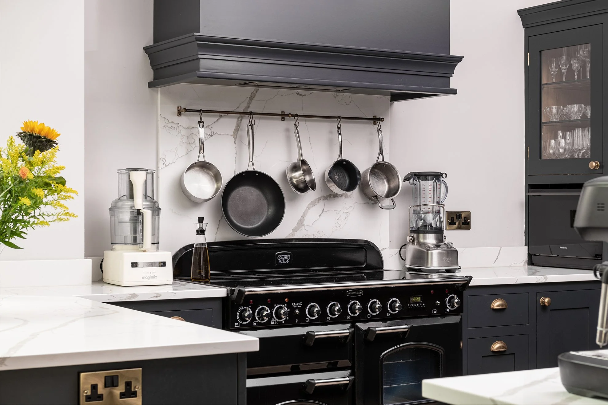 Chipstead Kitchen and Larder — Herringbone House