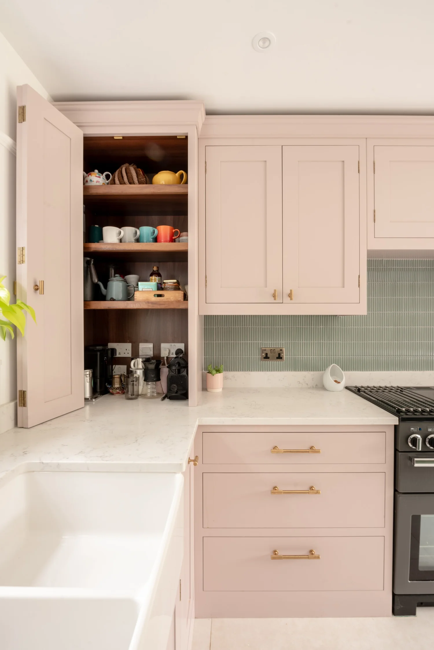 The Whitstable Kitchen, Boot Area & Bar — Herringbone House