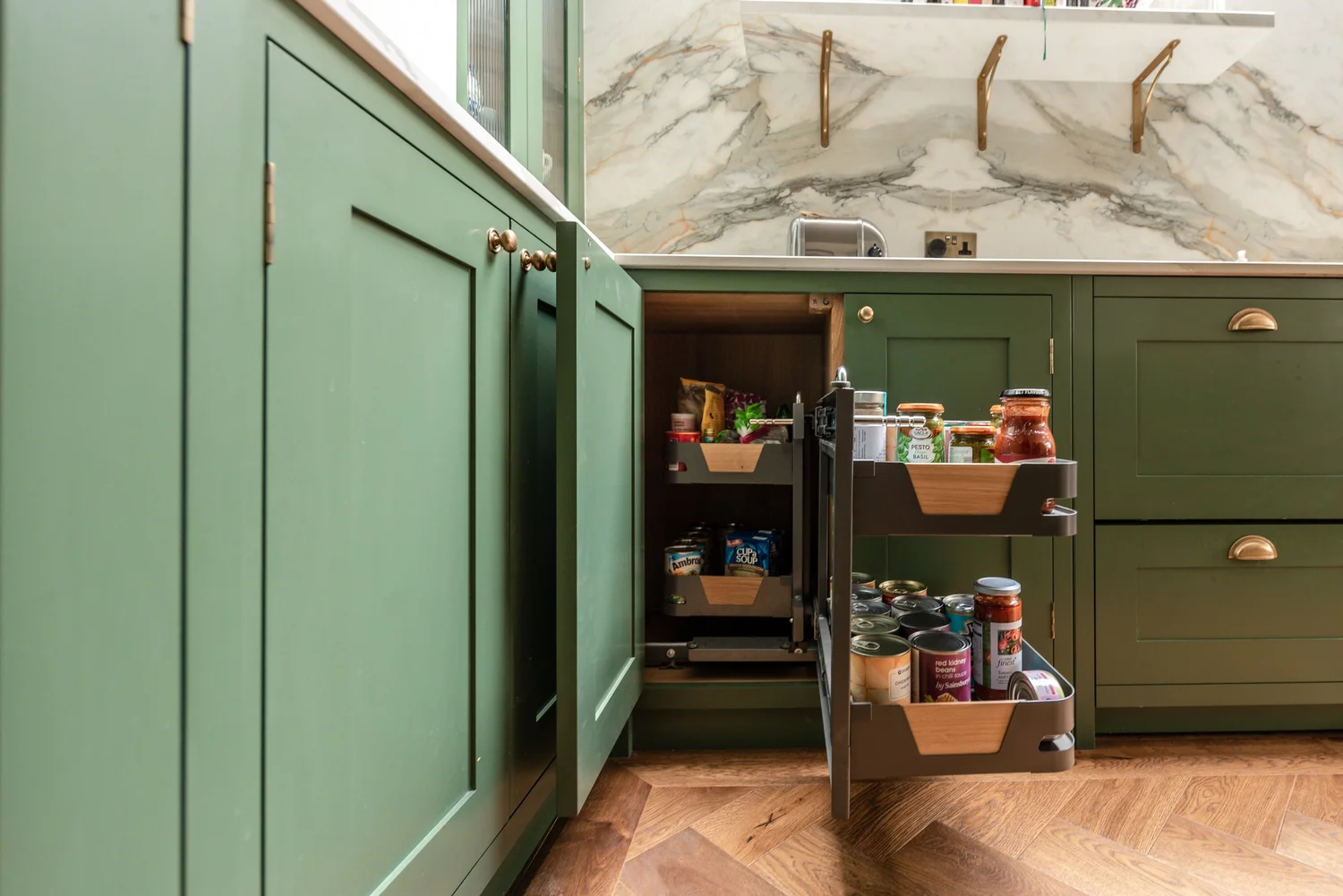 Barnes Bridge Kitchen, larder, bar & banquette seat — Herringbone House