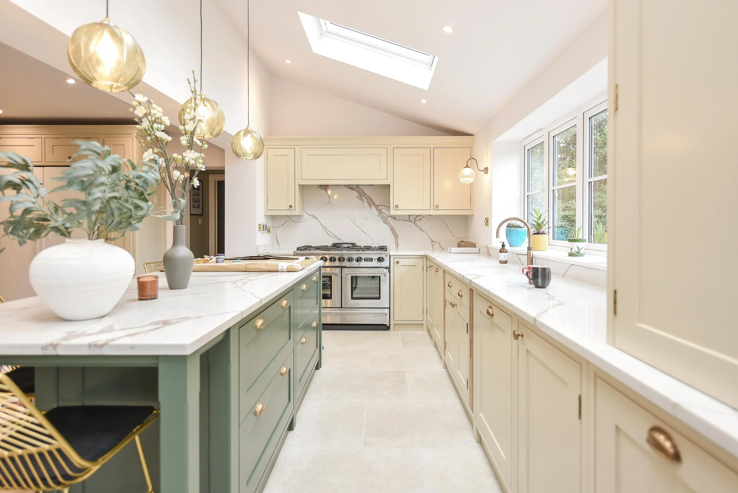 Kitchen Trends: Two Tone Kitchens — Herringbone House