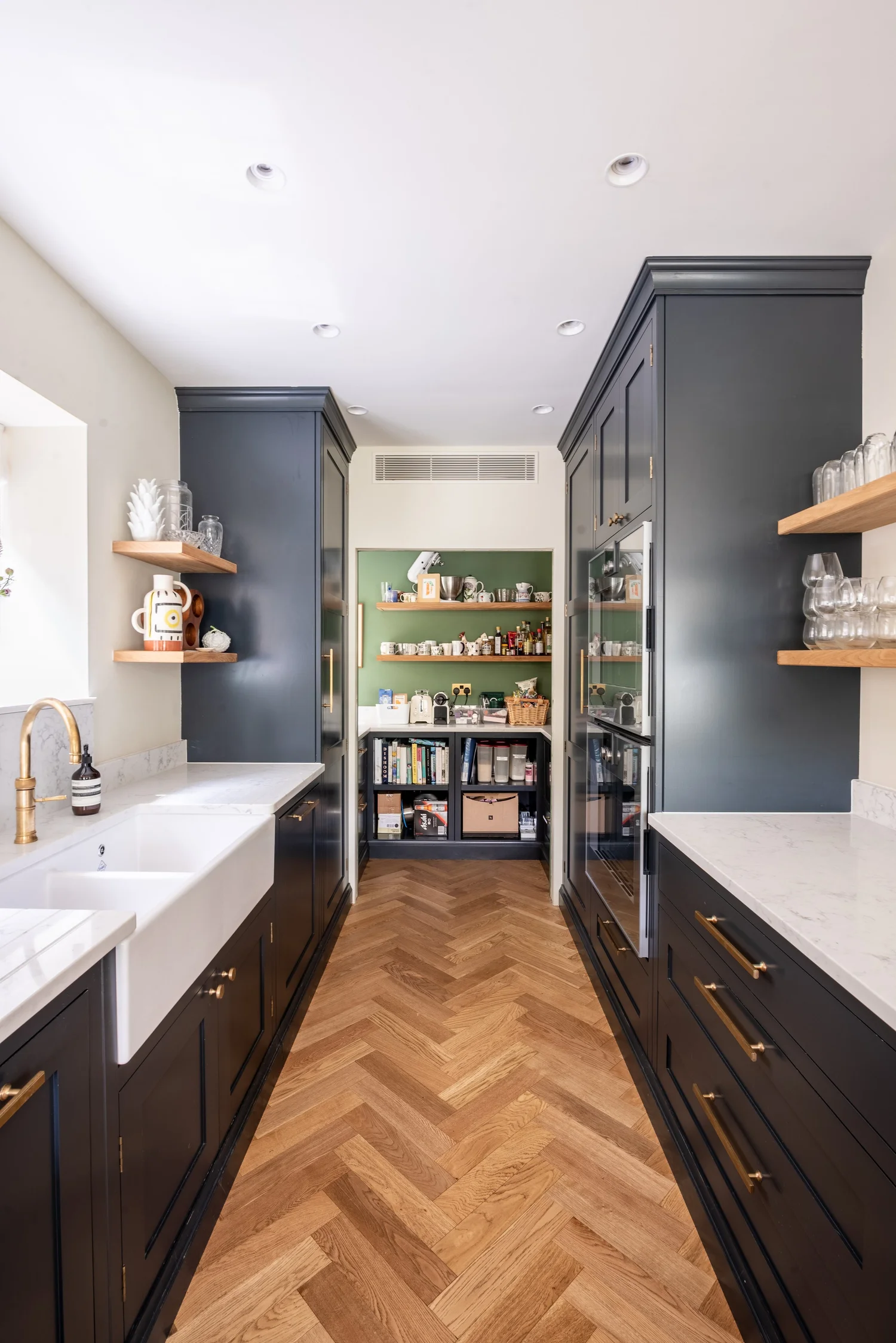 The Finchley Kitchen, Walk-in pantry and banquette seat — Herringbone House