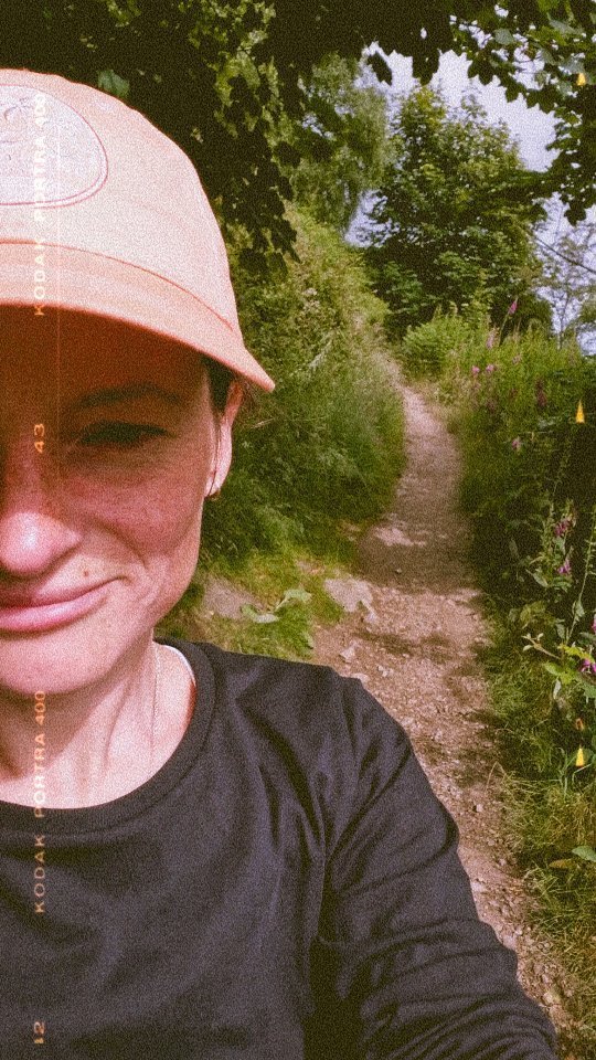 Curious Rose Photography by Laura Rhodes