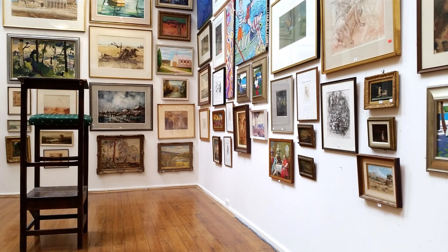 Buying furniture, art and objects at auction — Meredith Lee | Interior ...