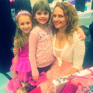 elle's world — The Pink Hatter