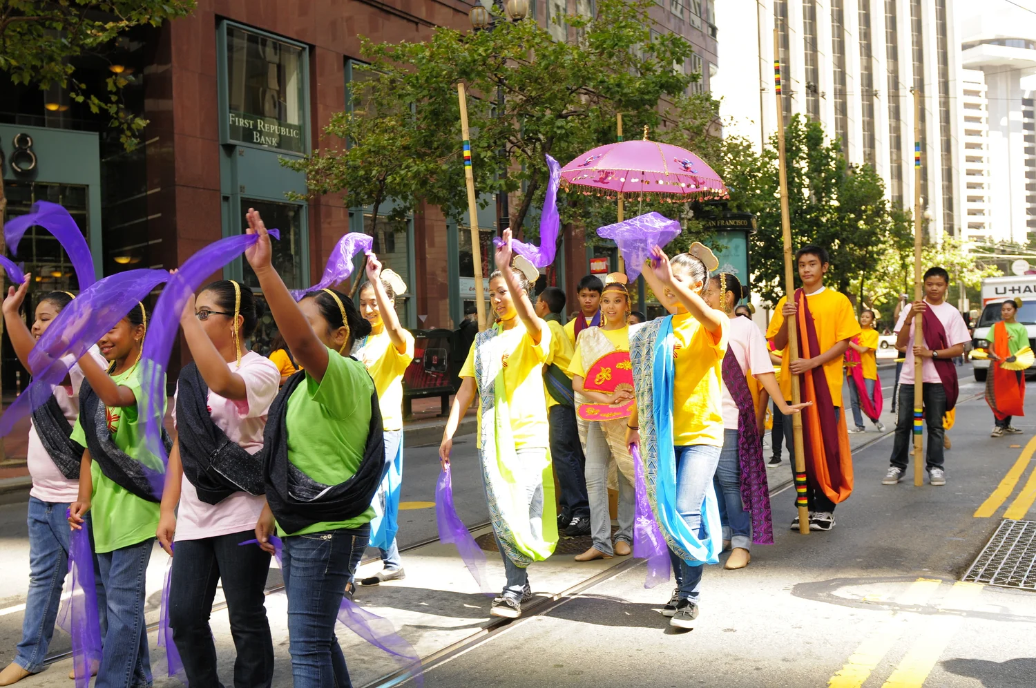 Parade — FAAE Pistahan Parade and Festival