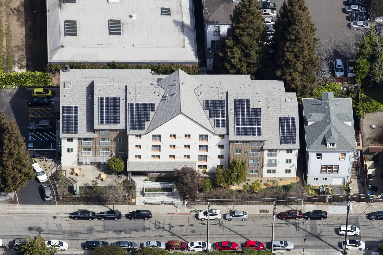 Providence House — James E. Roberts-Obayashi Corporation