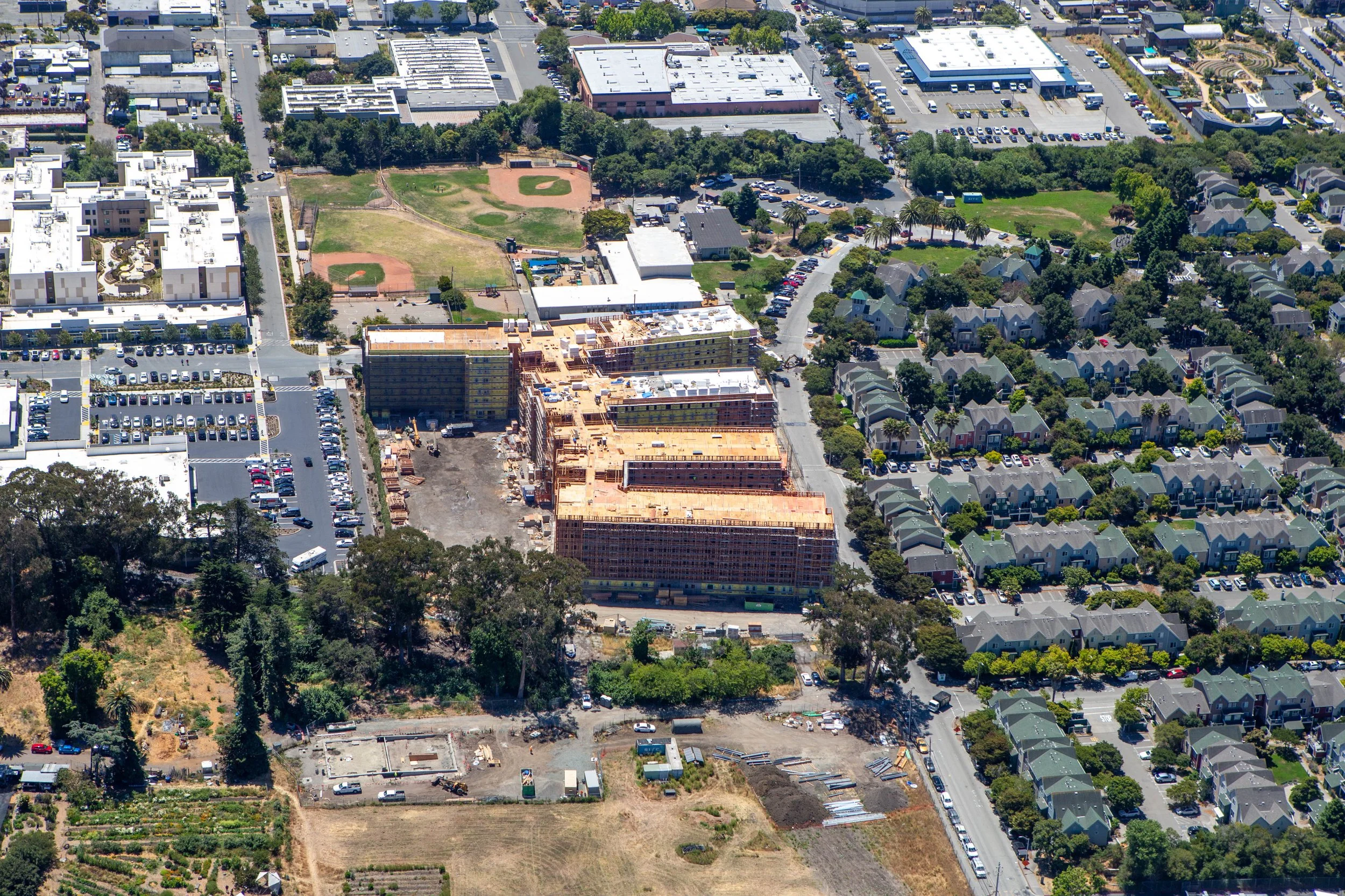 Albany Graduate Housing — James E. Roberts-Obayashi Corporation