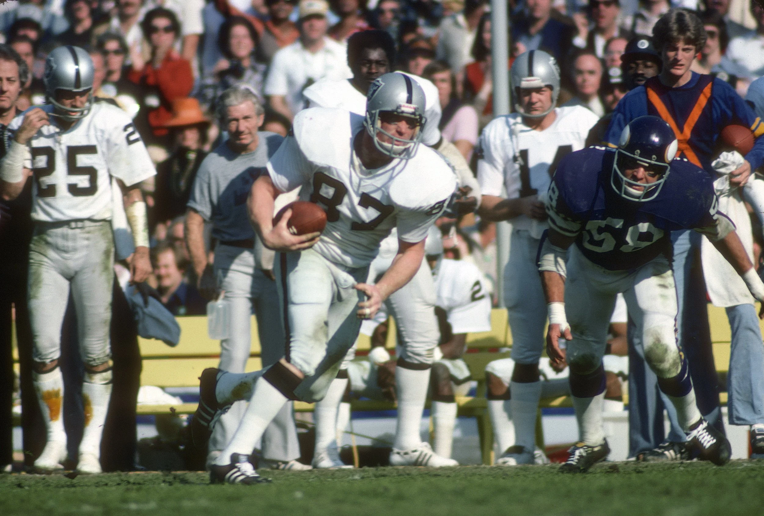 Next Upcoming Autograph Signings — Crave the Auto