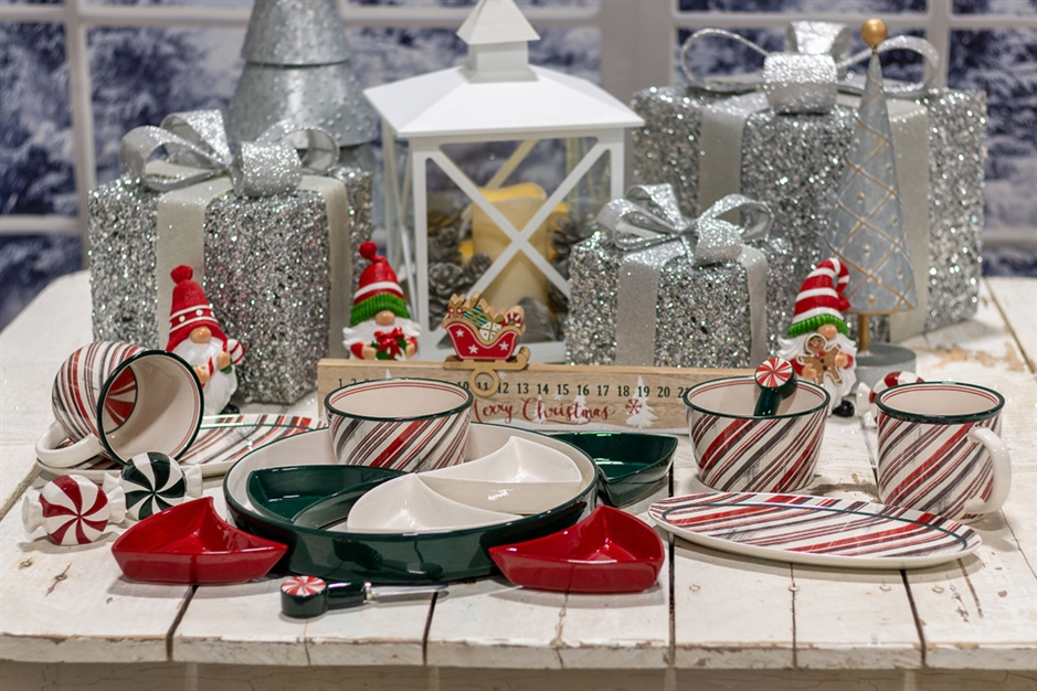 BOSTON INTERNATIONAL — Fine Lines