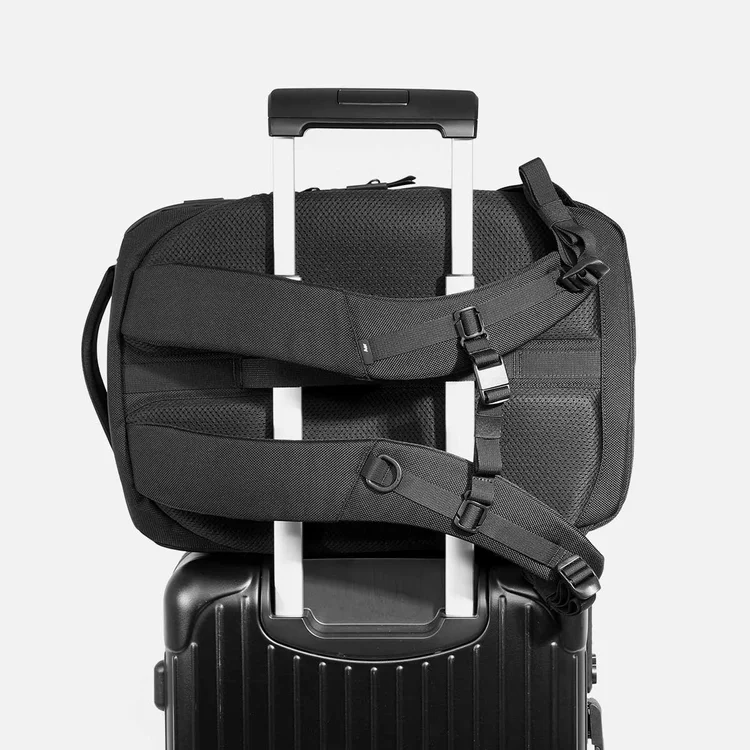 City Pack Pro - Black — Aer | Modern gym bags, travel backpacks and ...