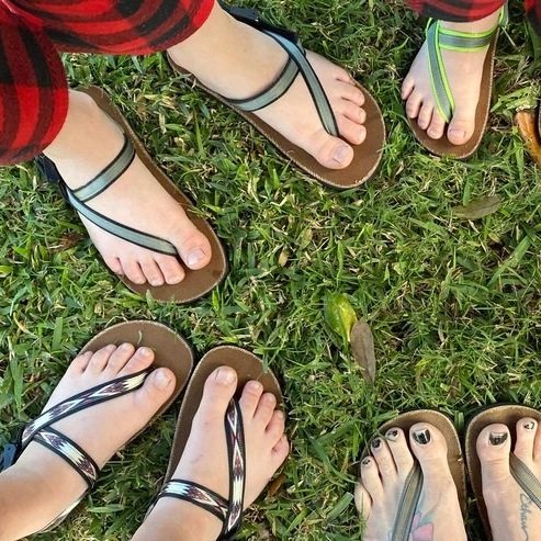 Earth Runners Grounding Sandals with Conductive Laces — Grounded.com