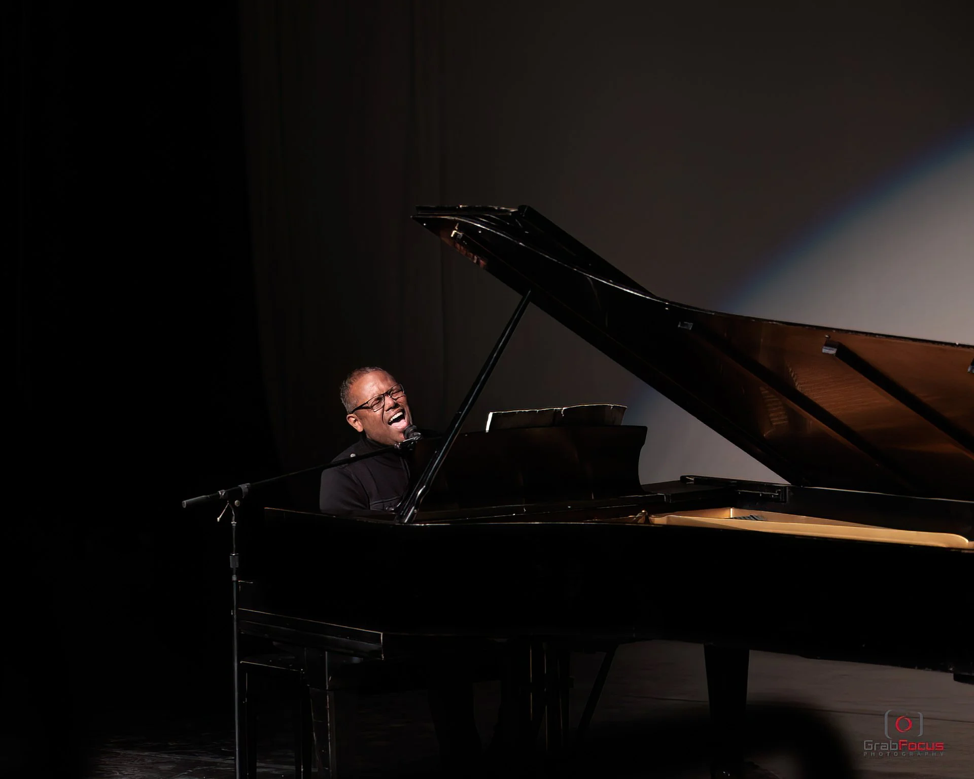 Phillip O'Rourke set to perform in the 2024 VABT Exhibition — Phillip O ...