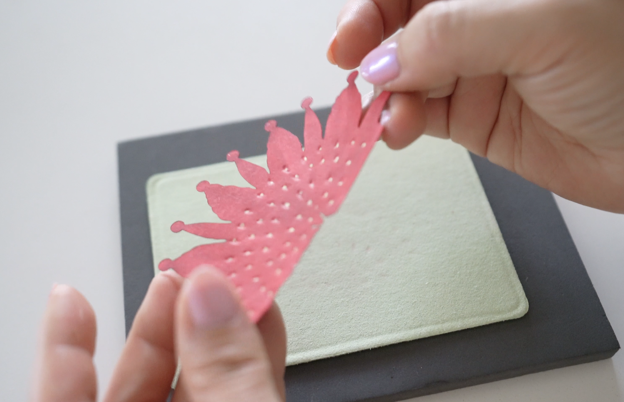 DIY Paper Strawberries – How to Make Realistic Strawberries with ...