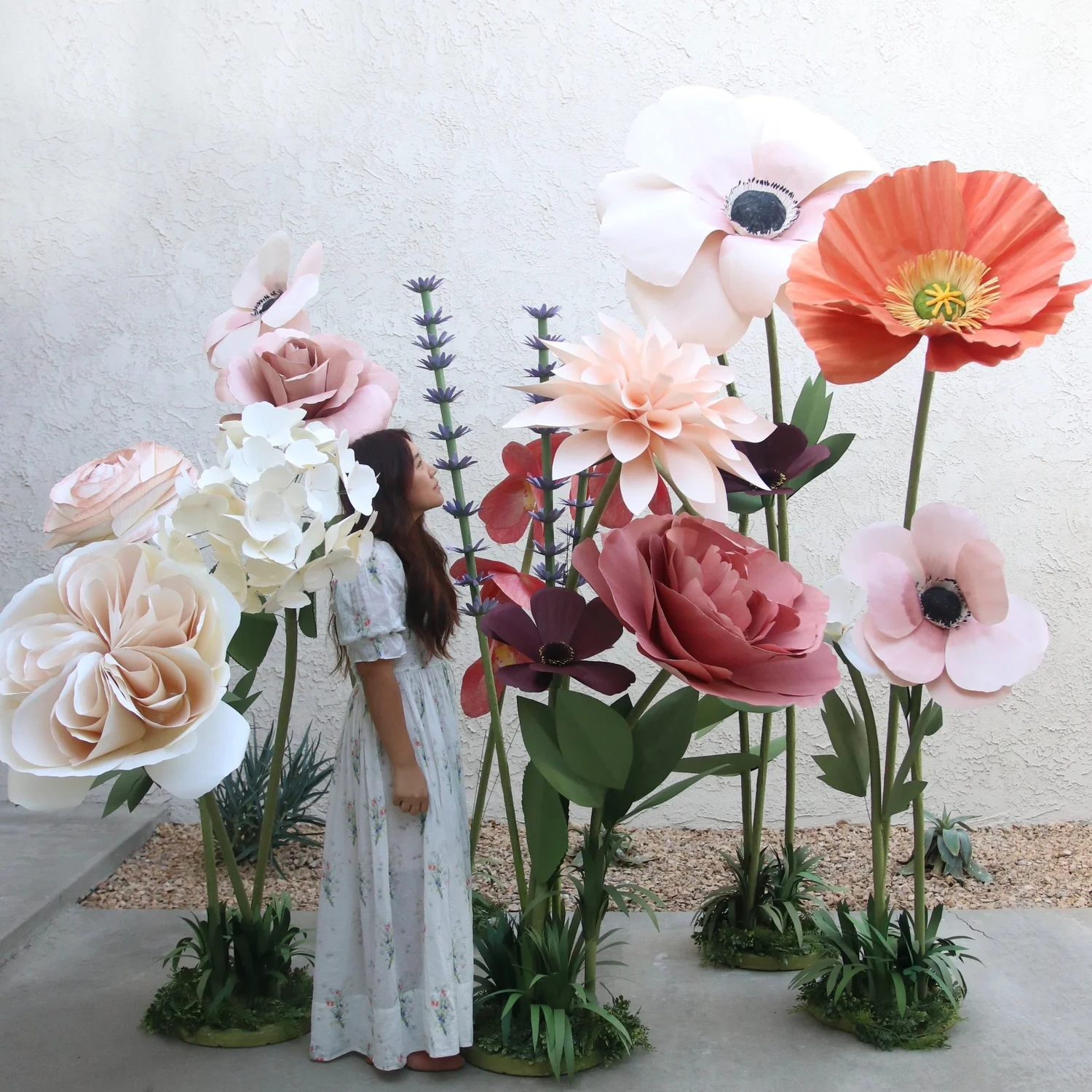 DIY Giant Flower Stand & Stem: Perfect for Events & Backdrops ...
