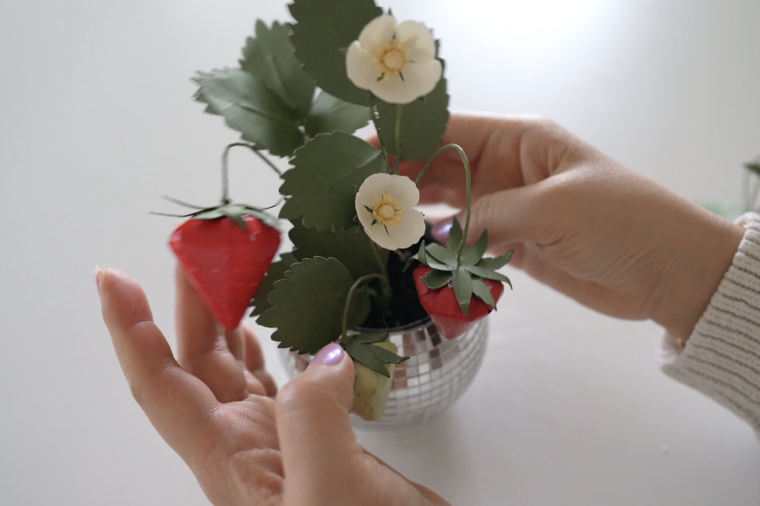 DIY Paper Strawberries – How to Make Realistic Strawberries with ...