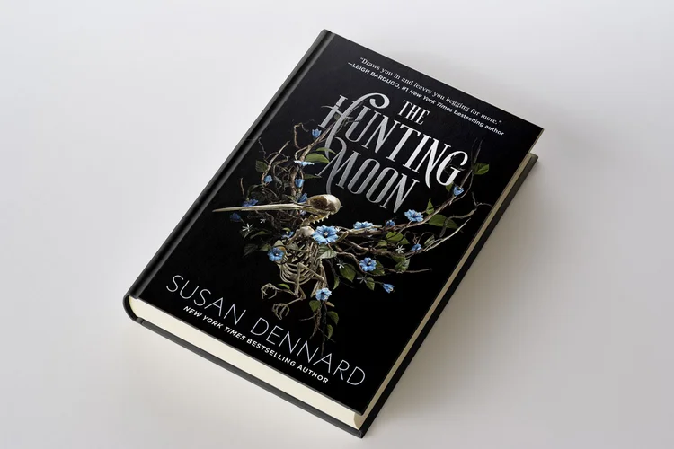 The Hunting Moon — Sasha Vinogradova