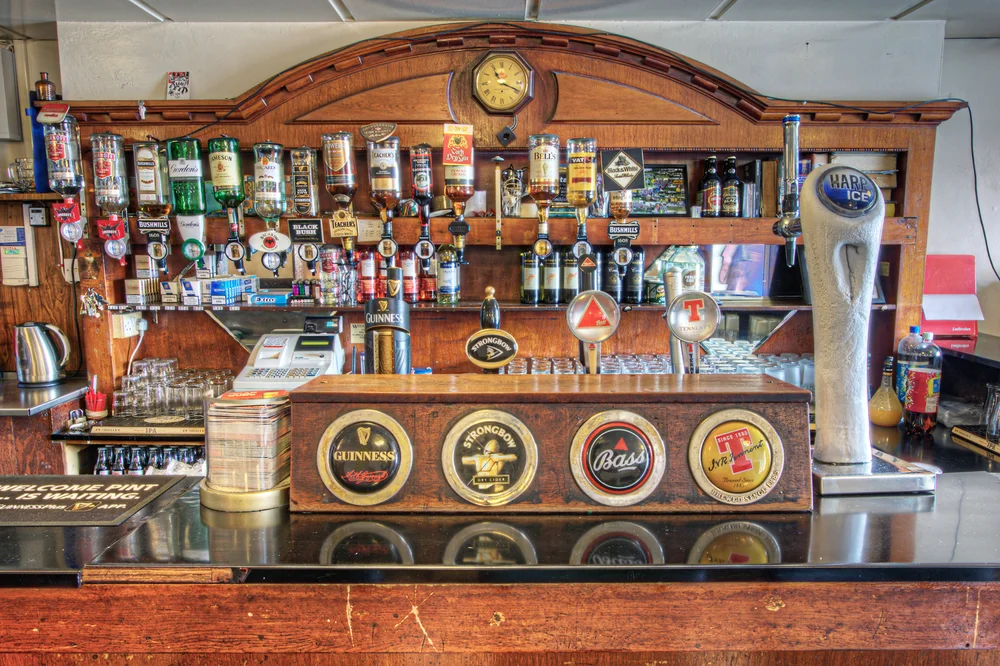 The Old Pubs of Lisburn — Hibernia Landscapes