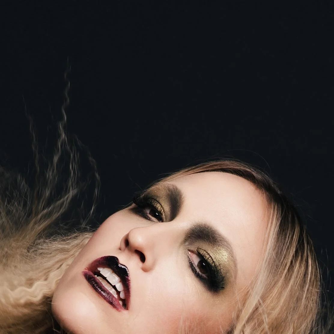 Professional Makeup School In Germany | Saubhaya Makeup