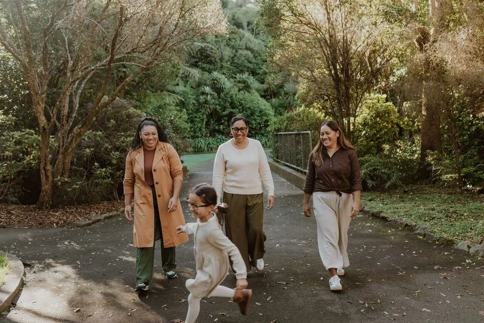 Extended family photos with Grandparents, Parents, Siblings and ...
