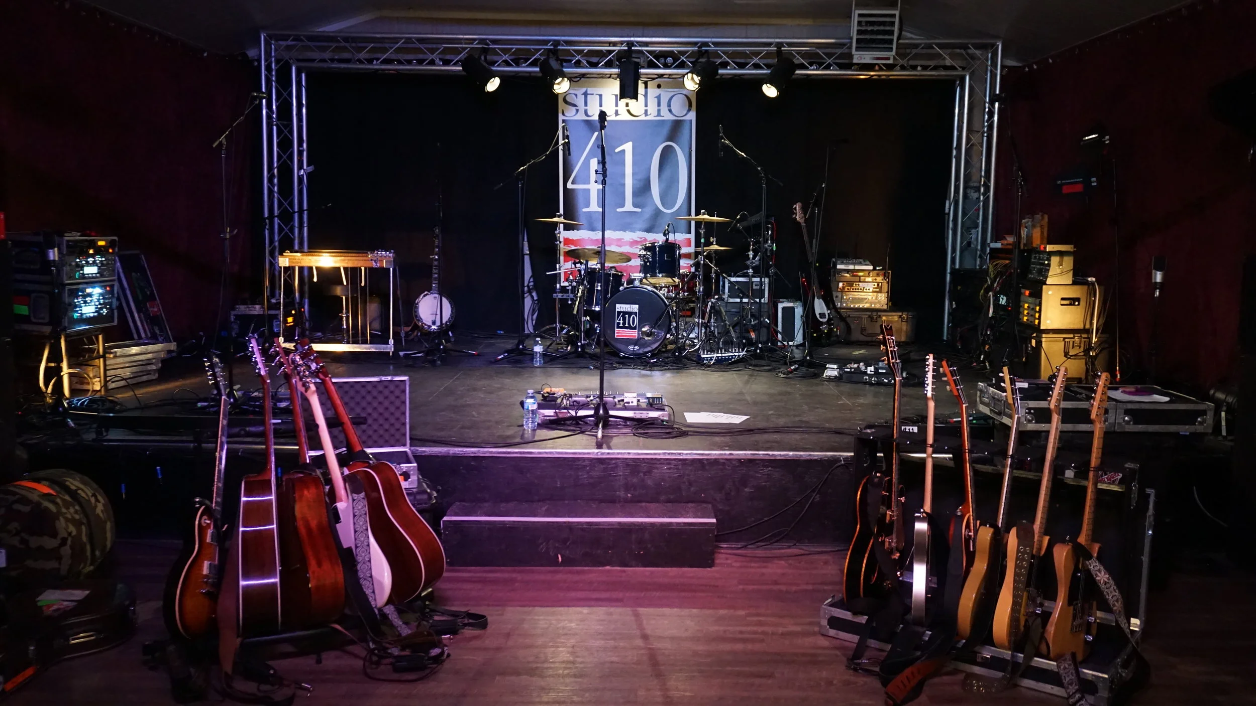 Studio410 | Studio 410 Hamilton Rehearsal & Recording Room