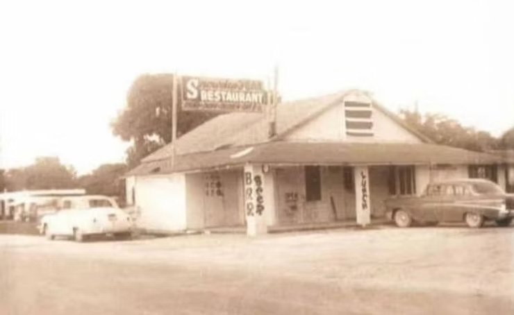 Snowden’s/Old Cutler Inn Is Back!